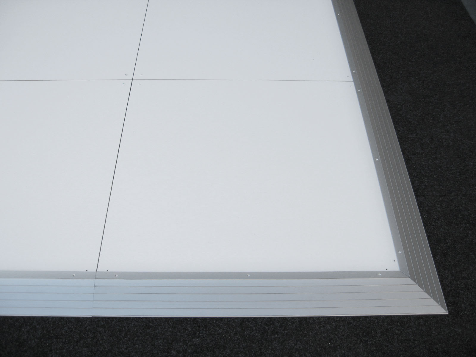 Austand Exhibitions & Displays Exhibition Flooring System
